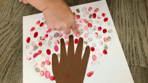 Valentine's Day Handprint Craft with Fingerprint Heart | Mombrite