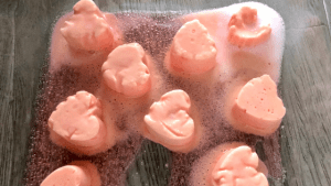 Fizzing Hearts Experiment: A Fun Valentine’s Day Activity | Mombrite