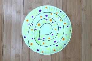 How to Make Paper Plate Snake Craft | Mombrite