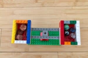 How to Build a LEGO Balance Scale | Mombrite