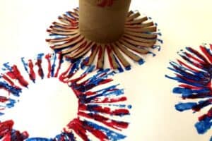 Easy Toilet Paper Roll Firework Craft | Mombrite