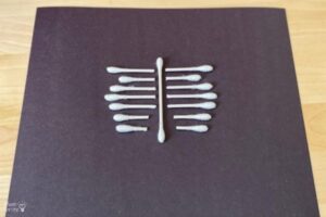How to Make Q-Tip Skeletons | Mombrite