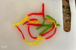 Dancing Gummy Worms Science Experiment | Mombrite