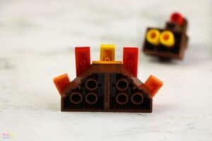 How to Build a LEGO Turkey for Thanksgiving | Mombrite