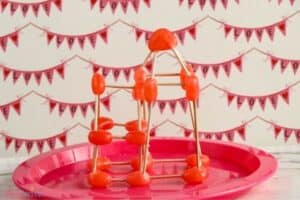 Heart Jelly Bean and Toothpick Structures STEM Activity - Mombrite