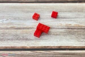 How to Make a LEGO Heart | Mombrite
