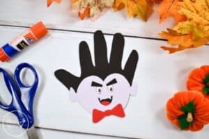 Halloween Vampire Handprint Craft for Kids [Free Template] | Mombrite