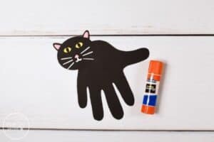 Black Cat Handprint Craft for Kids [Free Template] - Mombrite