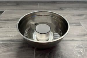 How to Make a Solar Still: Simple Solar Experiment | Mombrite