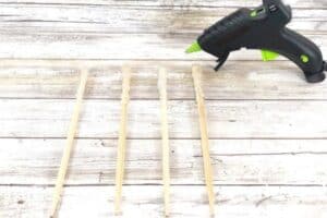 How to Make a DIY Magic Wand | Mombrite