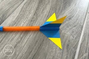 How to Make an Easy DIY Slingshot Straw Rocket | Mombrite