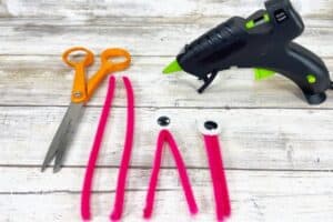 Easy Button Snail Craft for Kids [Free Template] - Mombrite